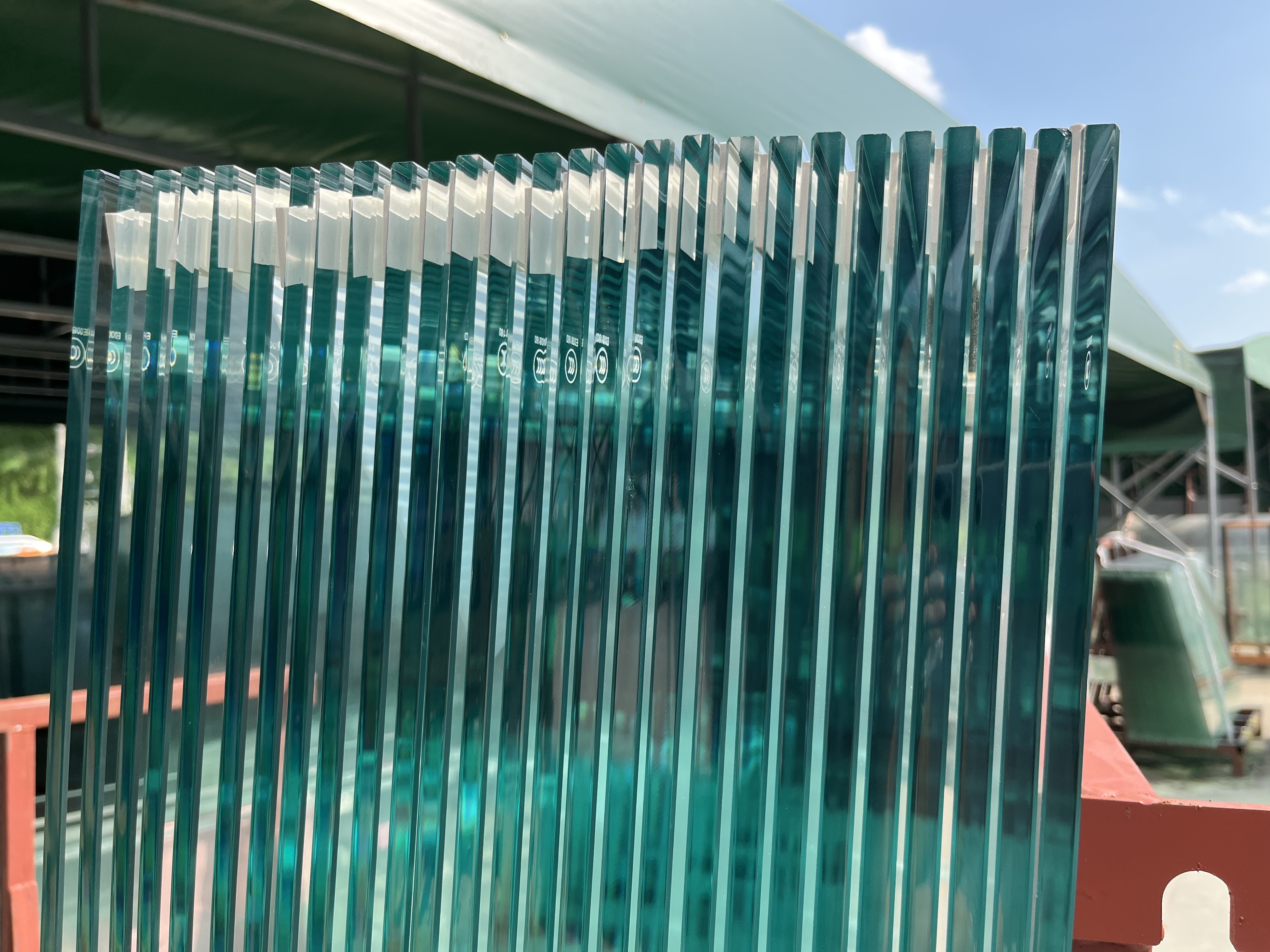 Factory 3-19MM Super Strong Tempered Glass for Ultimate Safety